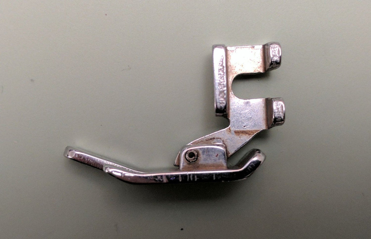 Singer Hinged Standard Foot 32773 / 45321 F*S – Reticulum